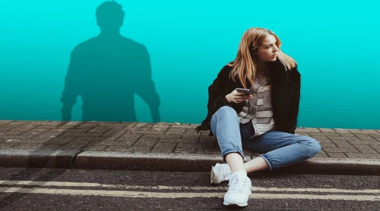 Are My Parents Stalking Me? - Understanding the Signs - The Good Mother ...